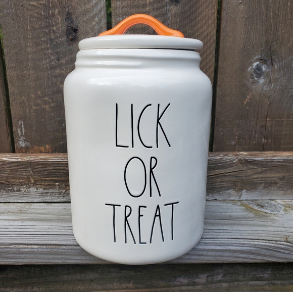 Rae Dunn | Kitchen | Rae Dunn Lick Or Treat Pet Treat Canister Jar ...